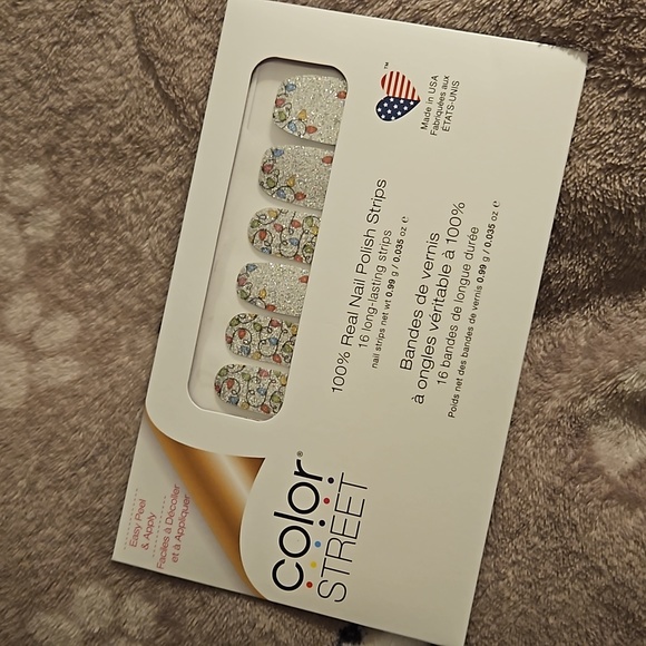 Color Street | Makeup | New Retired Color Street Holiday Delight Nail ...